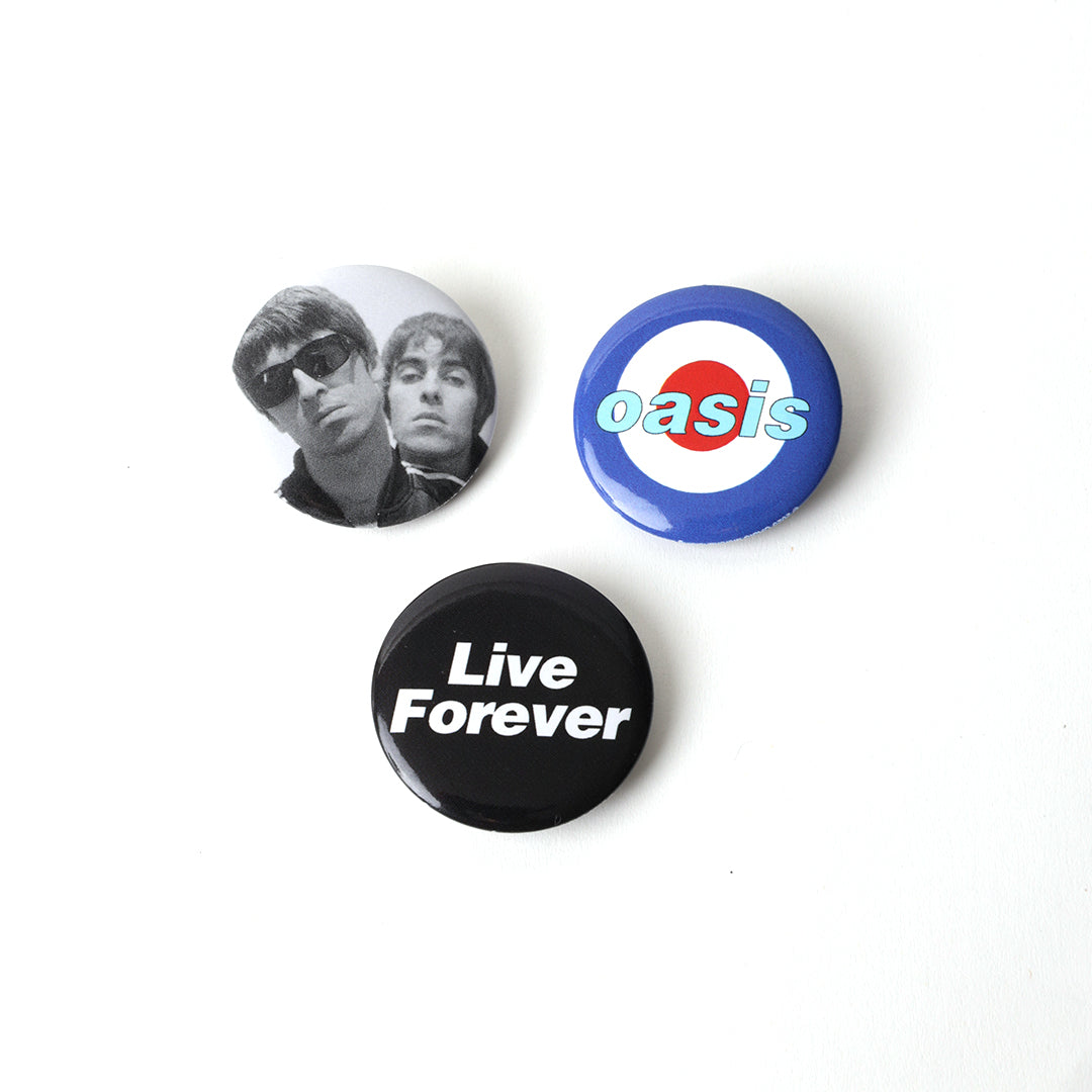 Oasis Live Forever Button Set